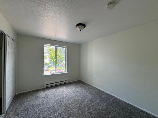 Rosewood Station 3 Bedroom Apartment for Rent at 312 Se 160th Ave, Portland, OR 97233 Glenfair