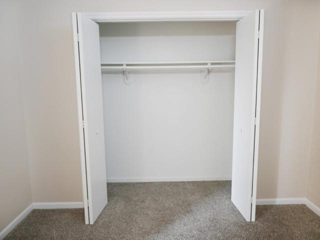 Rosewater Apartments 1 Bedroom Apartment for Rent at 3810 S 13th St, Omaha, NE 68107 Deer Park