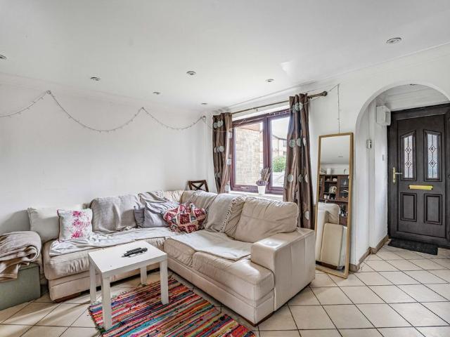 Rosethorn Close, London, SW12 0JP