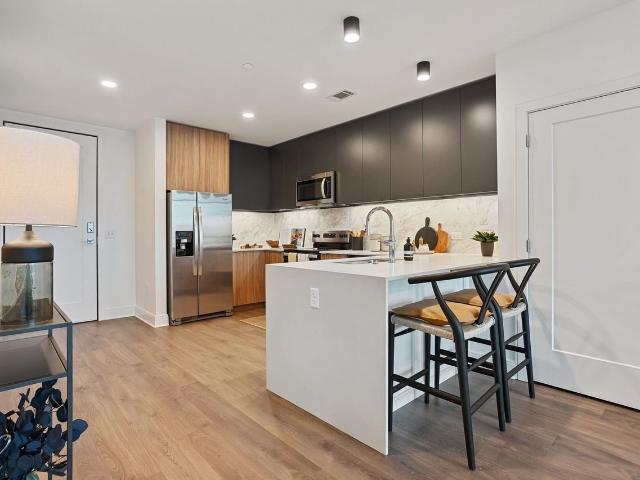 Rosette Green Hills 2 Bedroom Apartment for Rent at 4100 Hillsboro Pike, Nashville, TN 37215 Green Hills