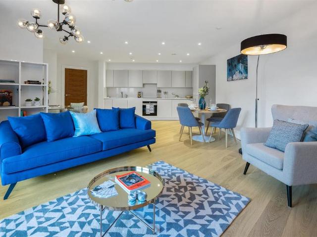 Rosetti Court, Archway Road, London 2 bed apartment to rent £3,000 pcm £692 pw