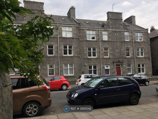 Roslin Street, Aberdeen AB24, 2 bed flat to rent, £590 pcm | PrimeLocation