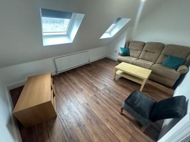 Rosliston Road Room 1, Burton Upon Trent, Stapenhill, DE15
