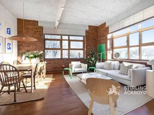 Rosoman Street, London, EC1R 0HY