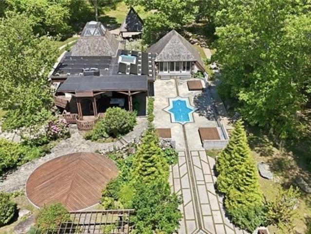 Ross Hill Rd, Charlestown, Home For Sale