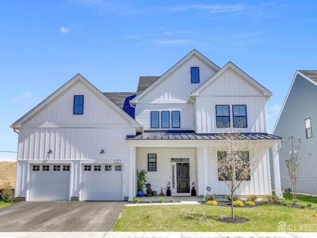 Ross Ln, Cranbury, Home For Sale