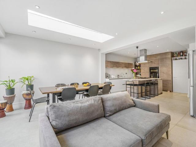 Ross Road, South Norwood, London, SE25