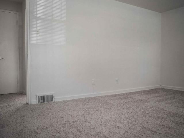Ross View Heights 3 Bedroom Apartment for Rent at 100 Hilands Pl, Pittsburgh, PA 15237
