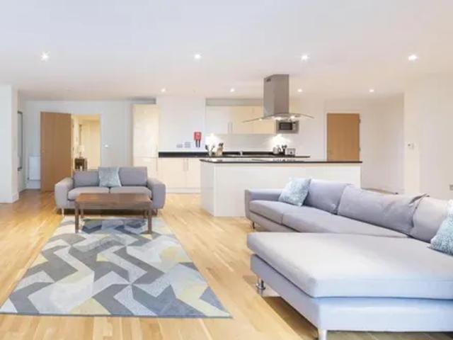Rossan Point, Larson Walk, Millwall, London, E14 9HZ, United Kingdom | 2 bed apartment for rent #124213737 | Rentberry