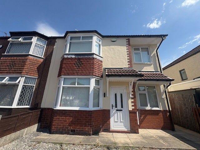 Rossall Road, Bolton BL2, 4 bed property to rent, £1,300 pcm | PrimeLocation
