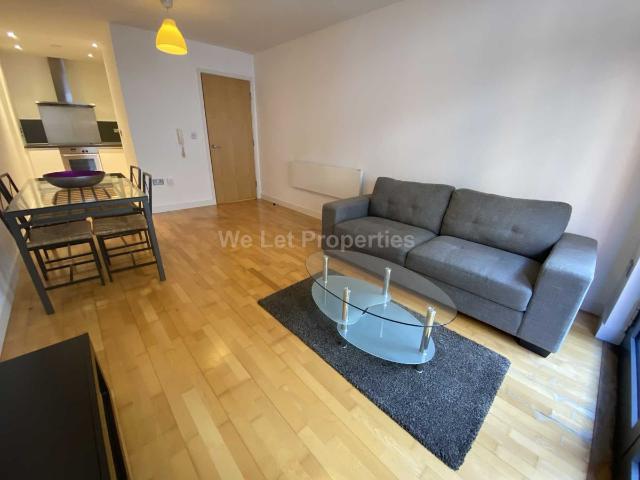 Rossetti Place, Castlefield M3, 1 bed flat to rent, £1,100 pcm | PrimeLocation