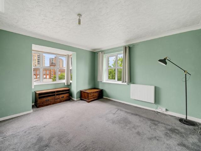 Rossetti Road, London, SE16