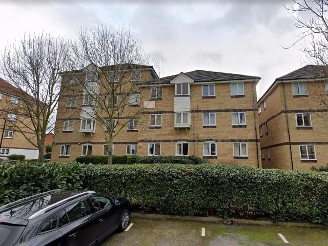 Rossetti Road, London SE16, 2 bed flat to rent, £1,700 pcm | PrimeLocation