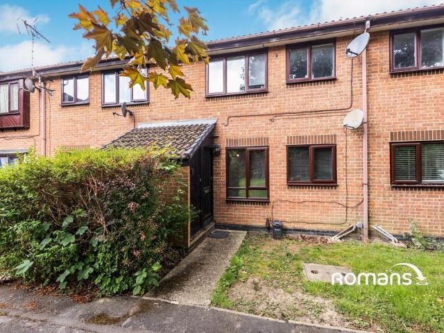 Rossington Place, Reading, Berkshire. 1 bed flat to rent £1,050 pcm £242 pw
