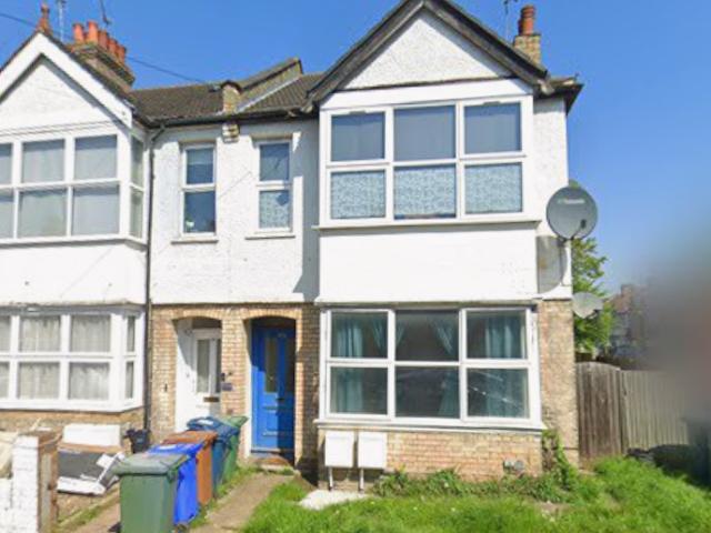 Rosslyn Crescent, Harrow HA1, 2 bed end terrace house to rent, £1,700 pcm | PrimeLocation
