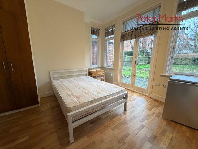 Rosslyn Hill, Belsize Park NW3, Studio to rent, £1,400 pcm | PrimeLocation