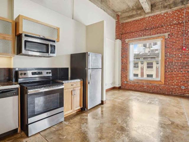 Rosslyn Lofts Apartments Studio Apartment for Rent at 451 S Main St, Los Angeles, CA 90013 Downtown Los Angeles