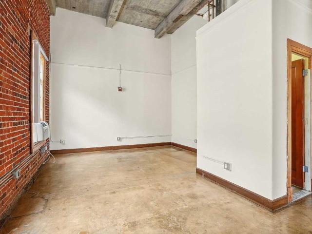 Rosslyn Lofts Apartments Studio Apartment for Rent at 451 S Main St, Los Angeles, CA 90013 Downtown Los Angeles