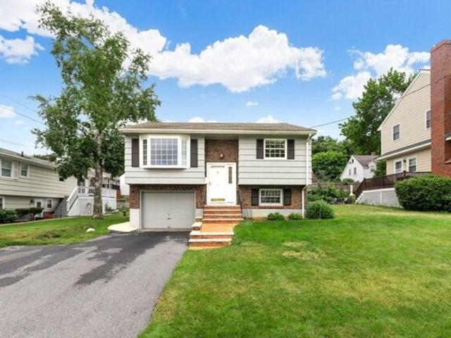 Rossmore Rd, Lynnfield, Home For Sale