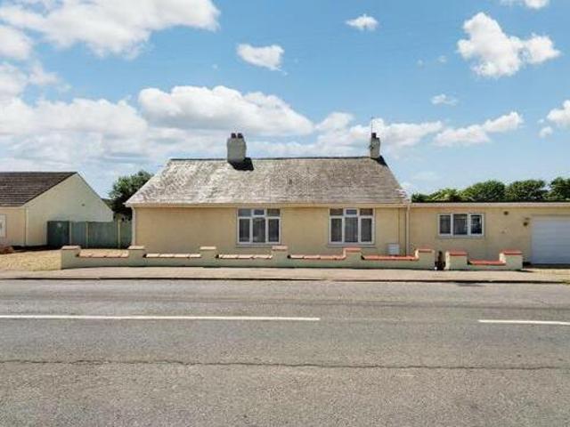 Rotten Row, Pinchbeck, 4 Bedroom Detached
