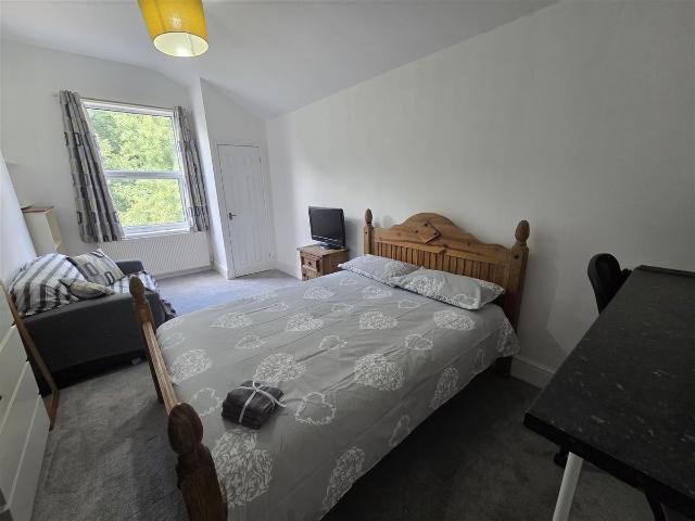 Rotton Park Road, Edgbaston, Birmingham B16, Room to rent, £850 pcm | PrimeLocation