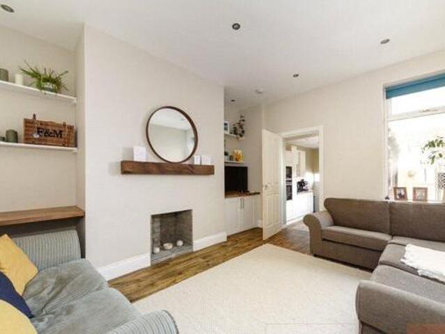 Rothbury Terrace, Heaton, 3 Bedroom Maisonette