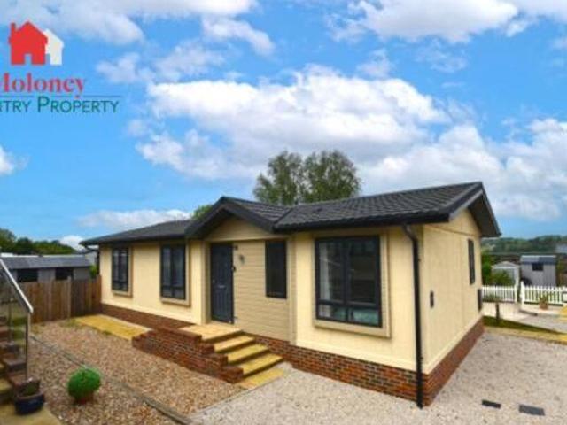 Rother Valley, Northiam, 2 Bedroom Park