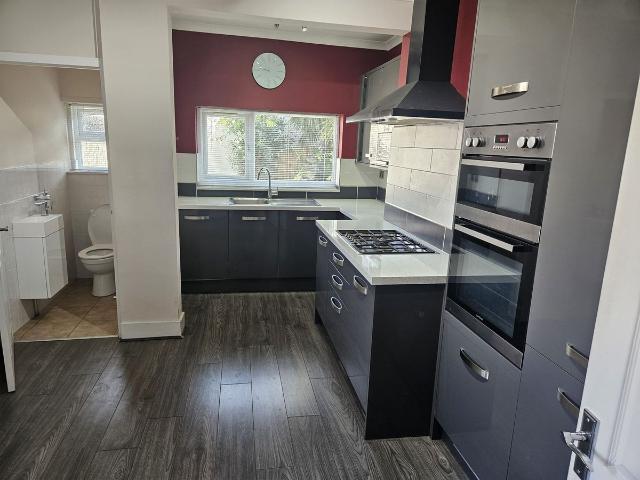 Rotherfield Road, Enfield EN3, 4 bed detached house to rent, £2,600 pcm | PrimeLocation