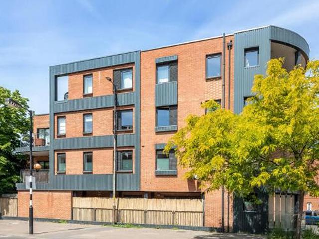 Rotherhithe New Road, London, 2 Bedroom Flat
