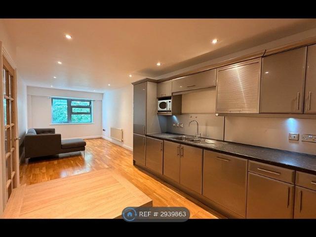 Rotherhithe St, London SE16, 1 bed flat to rent, £1,950 pcm | PrimeLocation