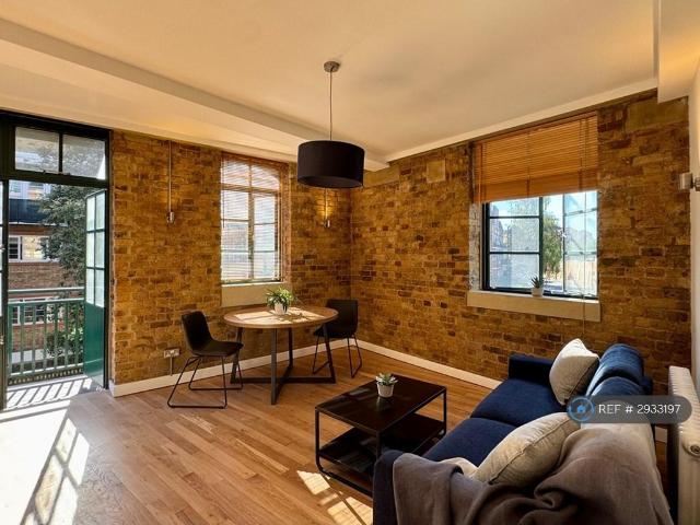 Rotherhithe St, London, SE16 1 bed flat to rent £1,950 pcm £450 pw