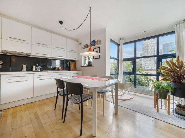 Rotherhithe Street, London SE16, 2 bed flat to rent, £2,400 pcm | PrimeLocation
