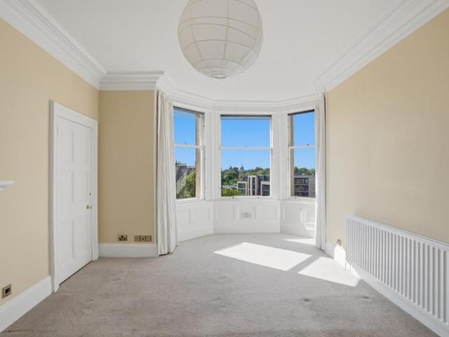 Rothesay Terrace, West End. 2 bed flat to rent £2,000 pcm £462 pw