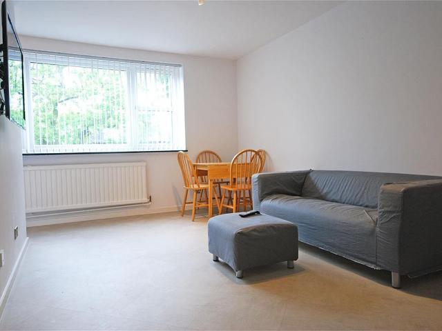 Rothesay Court, Oval SE11, Studio to rent, £1,575 pcm | PrimeLocation