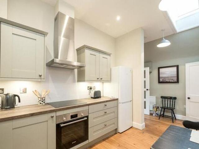 Rothesay Mews, Edinburgh, 1 Bedroom Flat