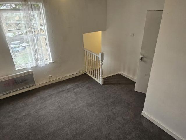 Rothesay Road, Luton LU1, 1 bed flat to rent, £1,100 pcm | PrimeLocation