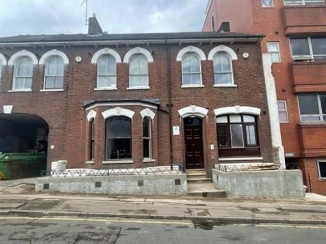 Rothesay Road, Luton LU1, Studio to rent, £600 pcm | PrimeLocation