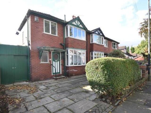 Rothiemay Road, Flixton, 3 Bedroom Semi detached