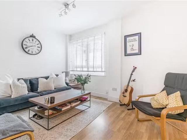 Rothsay Street, London, SE1 4QW