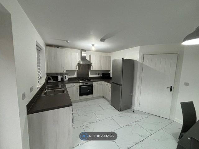 Rothwell, Rothwell, Kettering NN14, Room to rent, £675 pcm | PrimeLocation