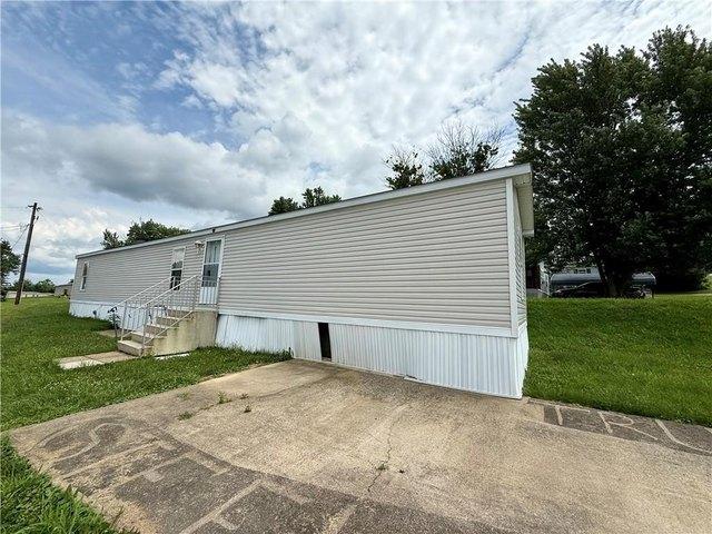 Route 21 Mhp Lot 43, Carmichaels, PA 15320