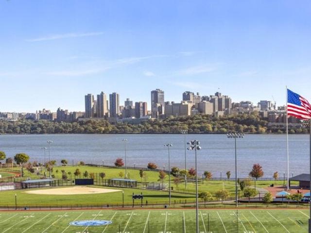 Route,edgewater, Home For Sale