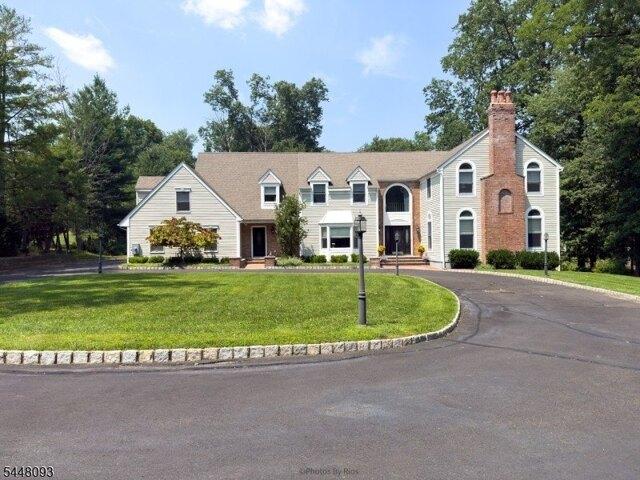 Round Top Rd, Warren Twp, Home For Sale
