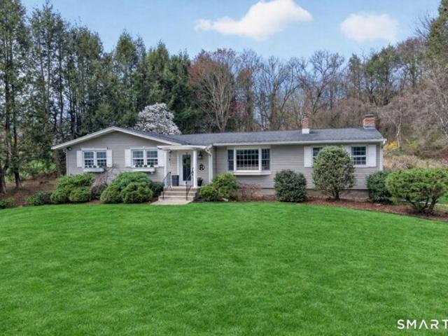 Round Hill Dr, Monroe, Home For Sale