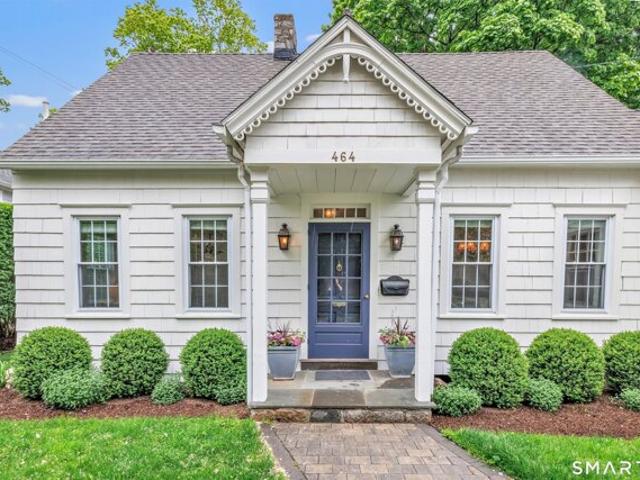 Round Hill Rd, Fairfield, Home For Sale