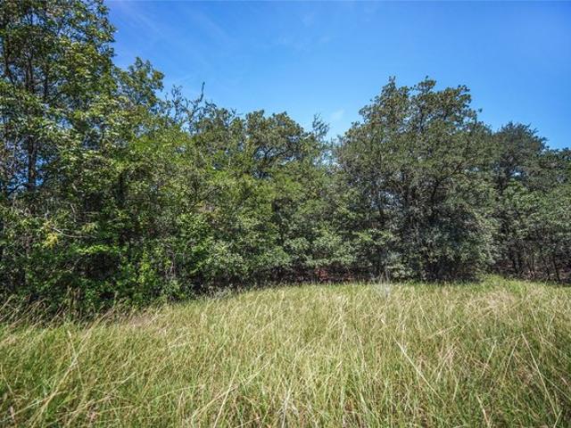 Round Hill Way, Runaway Bay, TX 76426