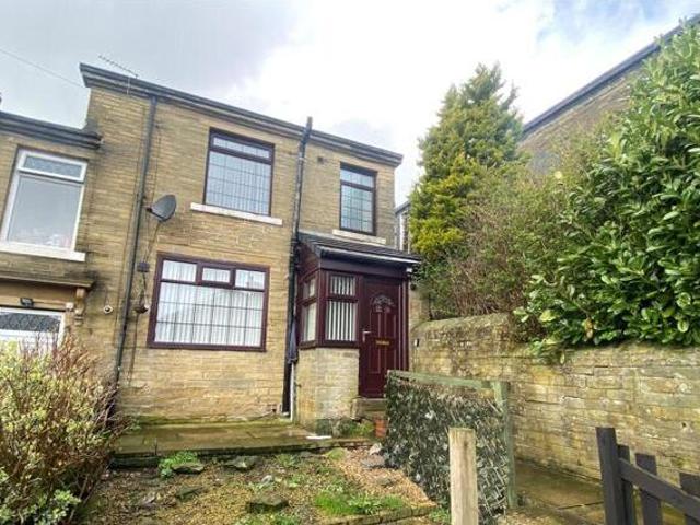 Roundfield Place, Thornton, 3 Bedroom Terraced