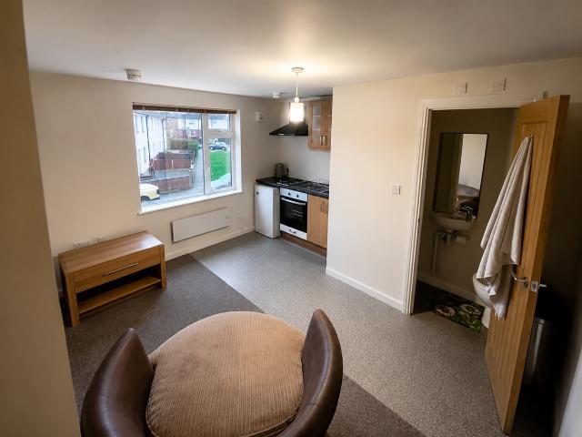 Roundhouse Road, Coventry CV3, 1 bed flat to rent, £640 pcm | PrimeLocation