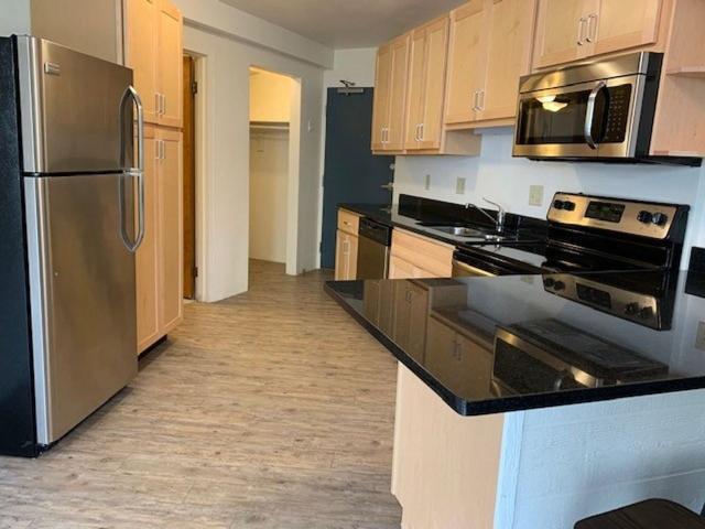 Roundhouse Studio Apartment for Rent at 626 The Roundhouse, Madison, WI 53703 Marquette