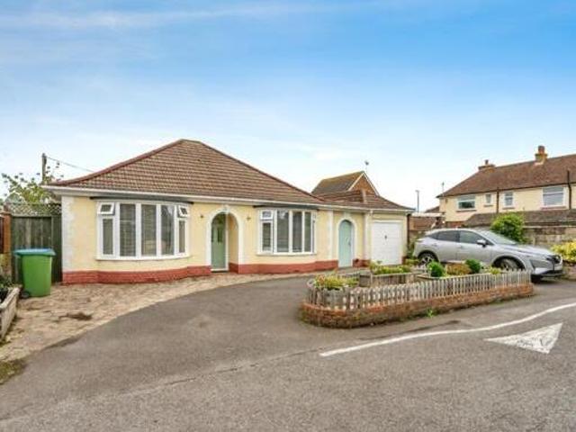 Roundle Road, Bognor Regis, 2 Bedroom Bungalow